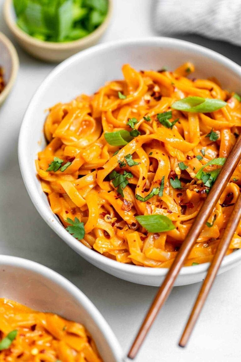 Thai Red Curry Noodles - Eat With Clarity