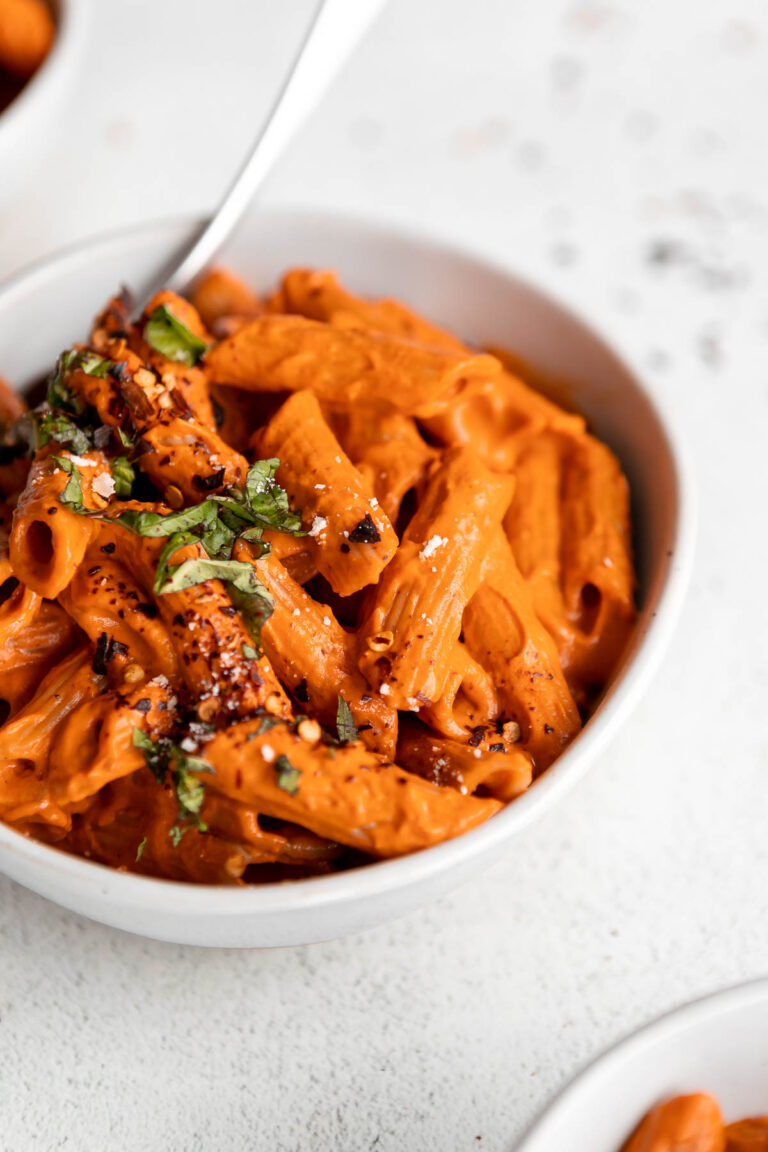 Spicy Red Pepper Vodka Pasta - Eat With Clarity
